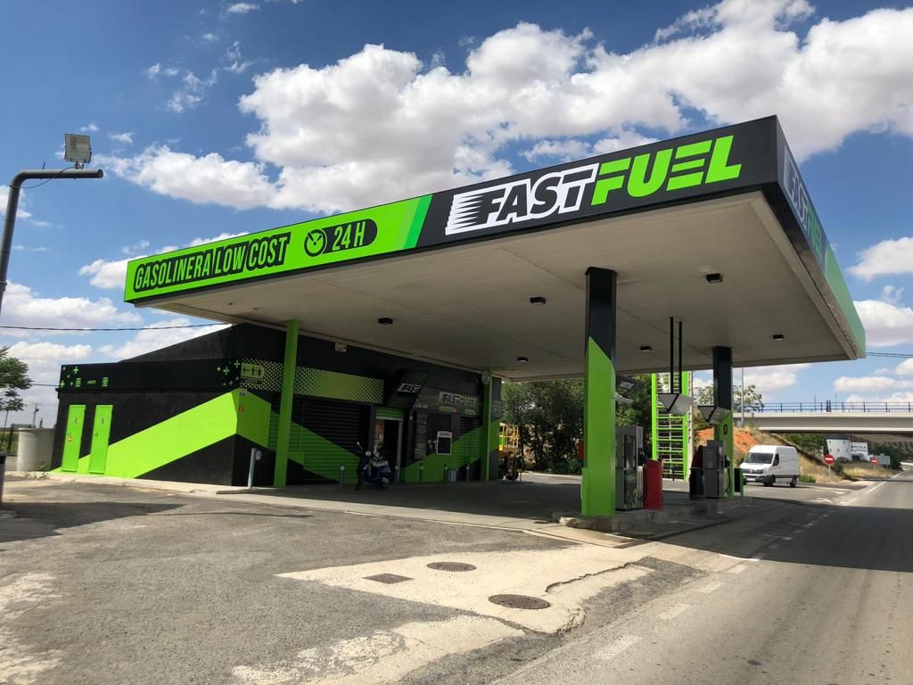 La cadena Fast Fuel suma una nueva gasolinera low-cost a su red y ya ...